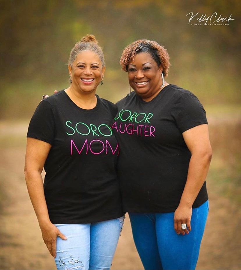 Pretty Soror Daughter Tee – Soror Besties